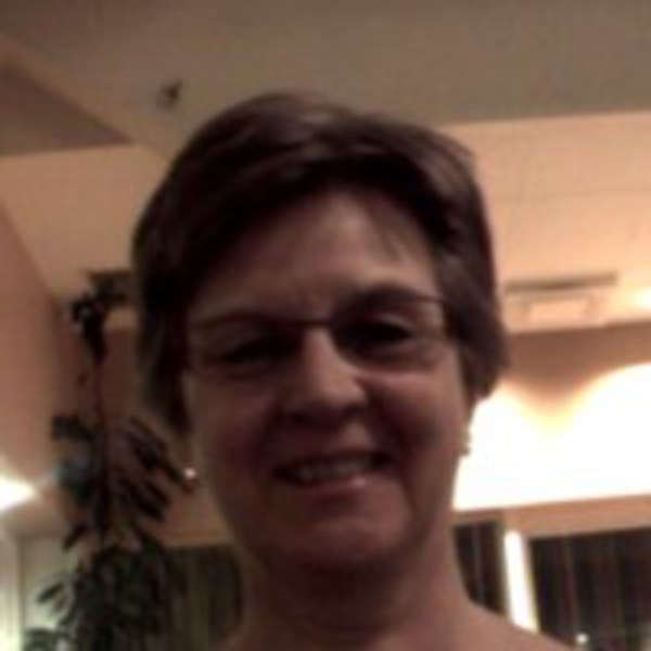 Karen Breen's Instagram, Twitter & Facebook on IDCrawl